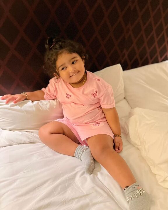 வாழ்க்கையின் அர்த்தத்தை கற்று தந்தாய்.! மகளின் பிறந்தநாளில் உருக்கமாக ...