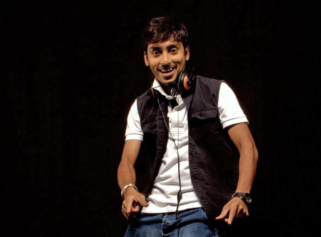 10 Unknown Facts about Rj Balaji - TamilGlitz