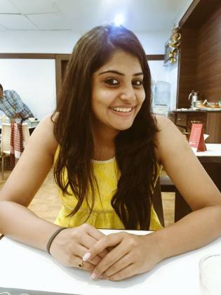 Top 25 Latest HD Stills of Birthday Girl Manjima Mohan - TamilGlitz