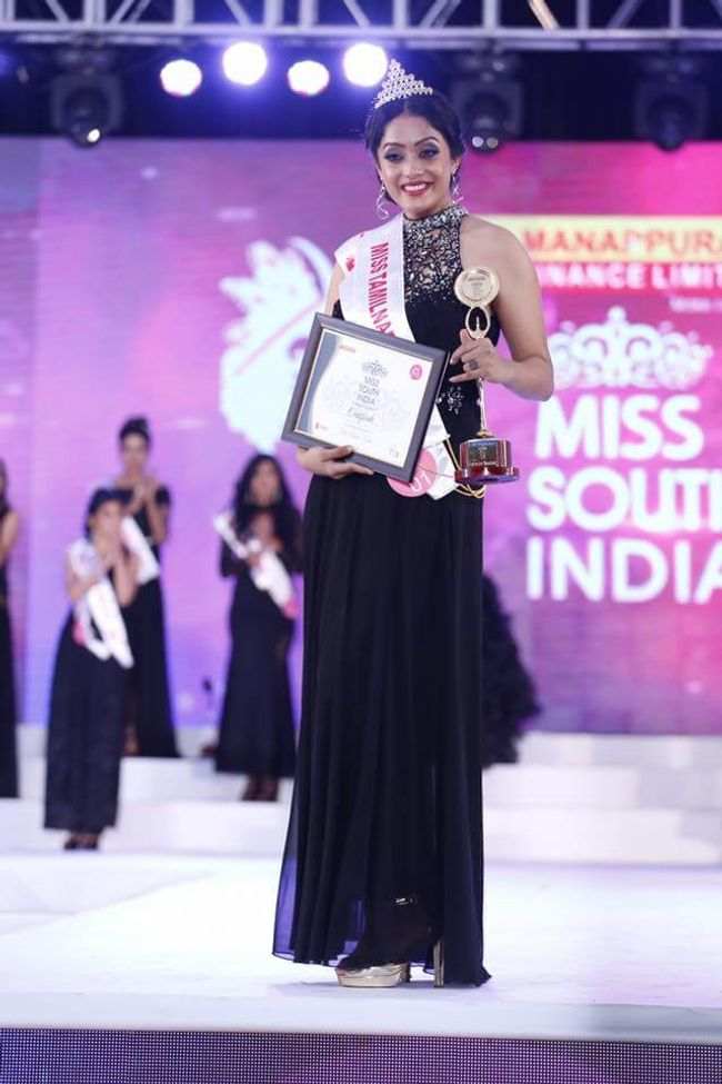 Abirami Venkatachalam Photos (HD Images) - Bigg Boss Tamil - TamilGlitz