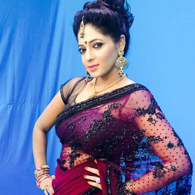 Reshma Pasupuleti Photos (HD Images)- Bigg Boss Tamil - TamilGlitz