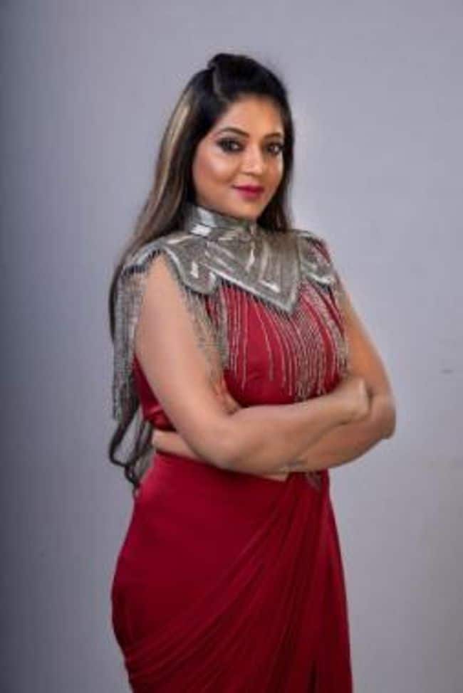 Reshma Pasupuleti Photos (HD Images)- Bigg Boss Tamil - TamilGlitz