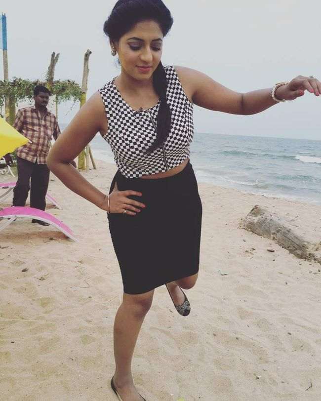 Reshma Pasupuleti Photos (HD Images)- Bigg Boss Tamil - TamilGlitz