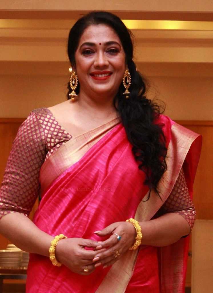 Rekha (Bigg Boss Tamil 4) Wiki, Age, Family, Images - TamilGlitz