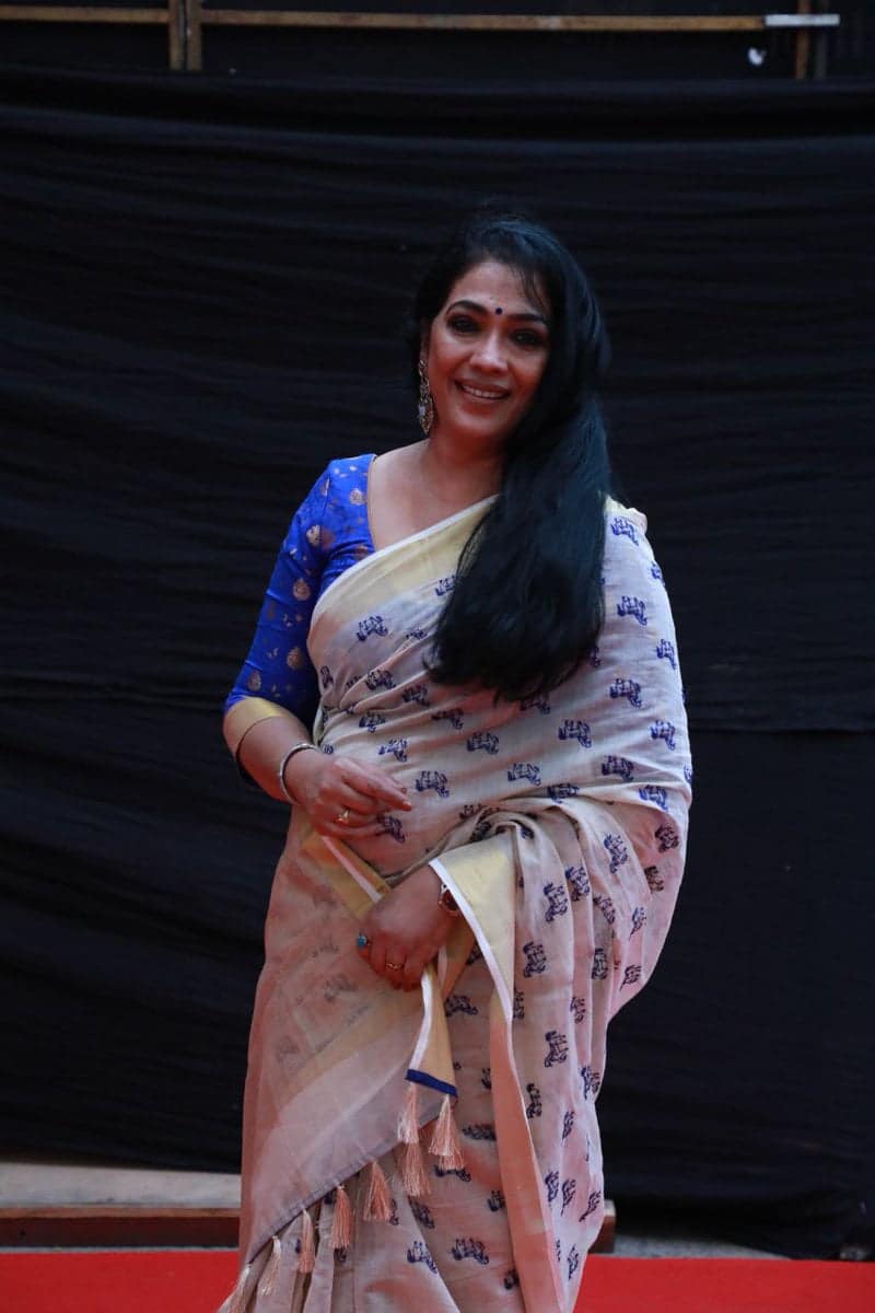 Rekha (Bigg Boss Tamil 4) Wiki, Age, Family, Images - TamilGlitz