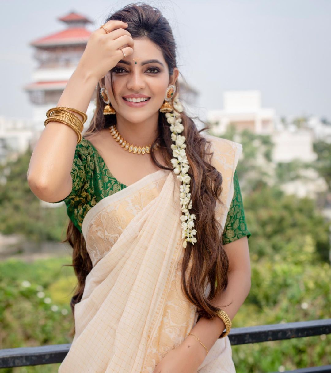 Athulya Ravi Wiki, Age, Boyfriend, Family, Biography, Images - TamilGlitz