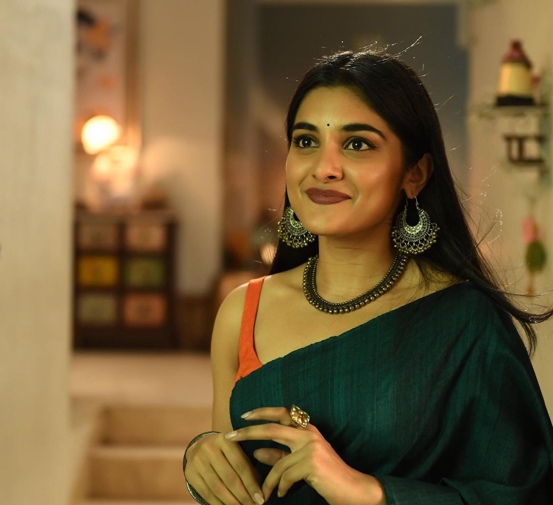 Nivetha Thomas Wiki, Age, Boyfriend, Family, Biography, Images - TamilGlitz