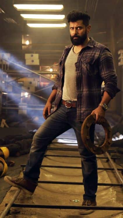 Vikram Wiki, Age, Family, Birthday, Biography, Images - TamilGlitz