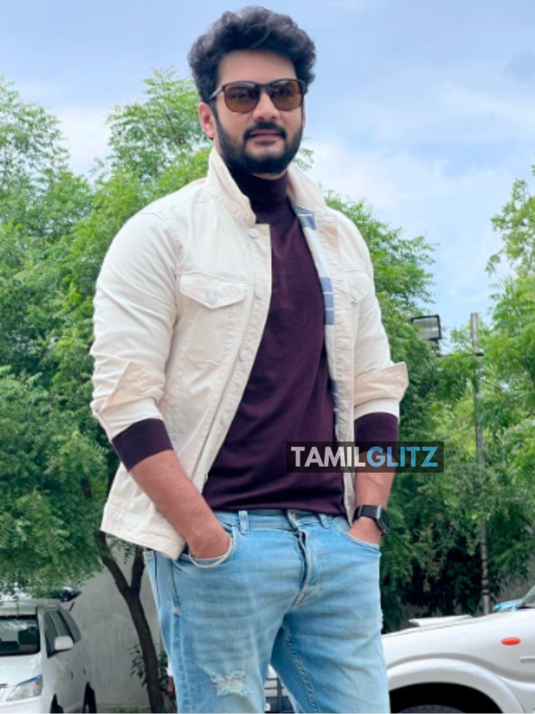 Vishnu Vijay (Bigg Boss Tamil 7) Wiki, Age, Family, Images - TamilGlitz