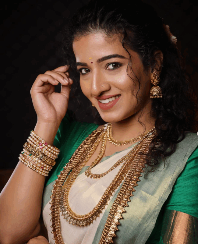 VJ Kemy (Bigg Boss Tamil 9) Wiki, Age, Family, Images - TamilGlitz
